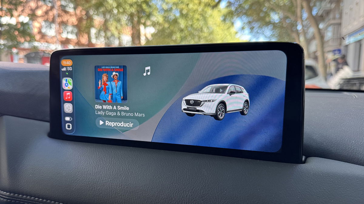 Cómo poner la foto de tu coche en la pantalla con Apple CarPlay y tu iPhone